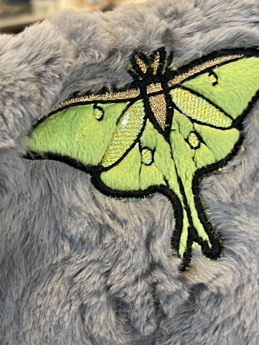 Luna Moth Applique Designs - Five Sizes 4x4, 5x7 wide, 5x7 long, 6x10 ...