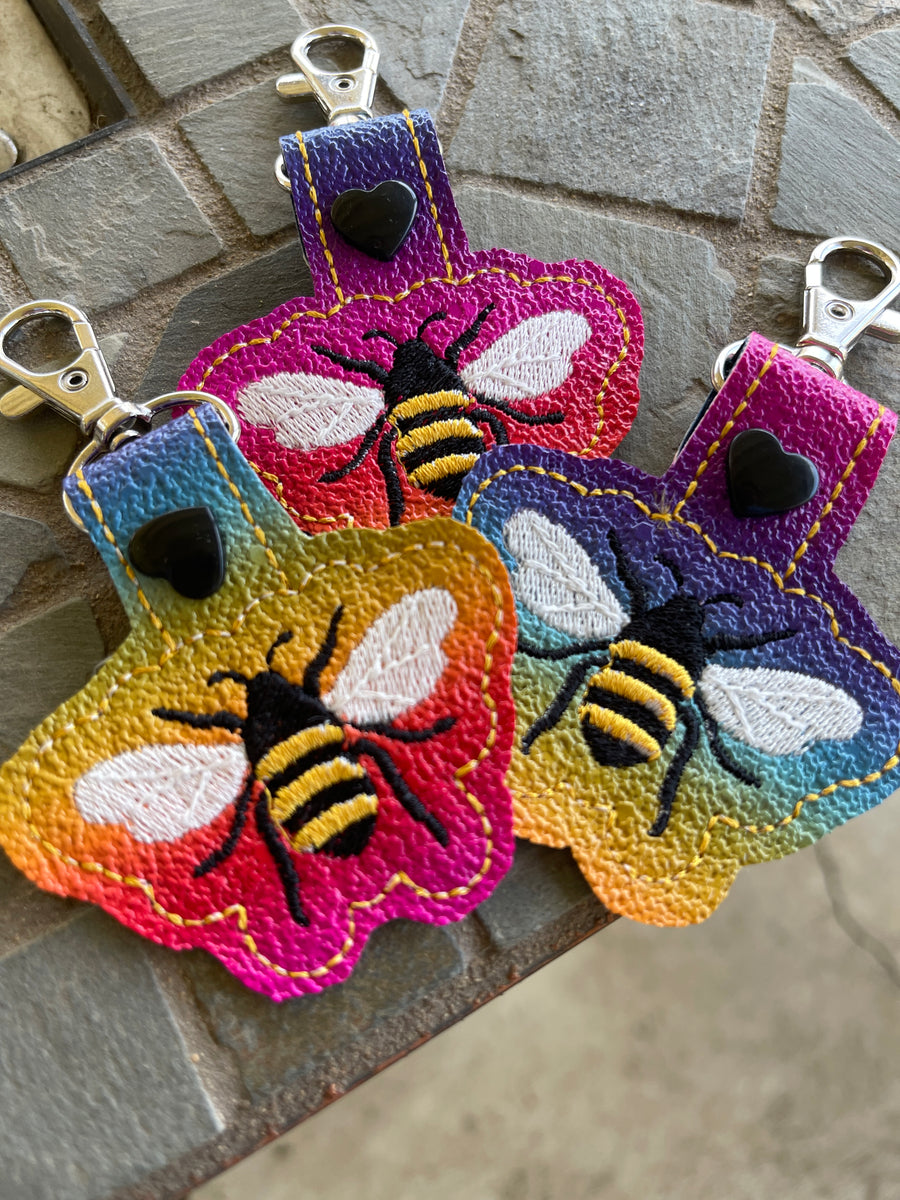 Honeybee snap tab In the Hoop embroidery design – Designs By Babymoon