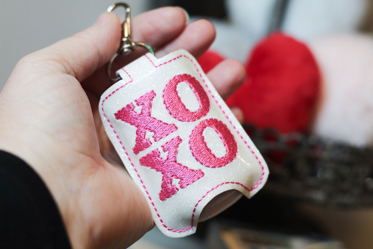 XOXO Hand Sanitizer Holder Snap Tab Version In the Hoop Embroidery Pro ...