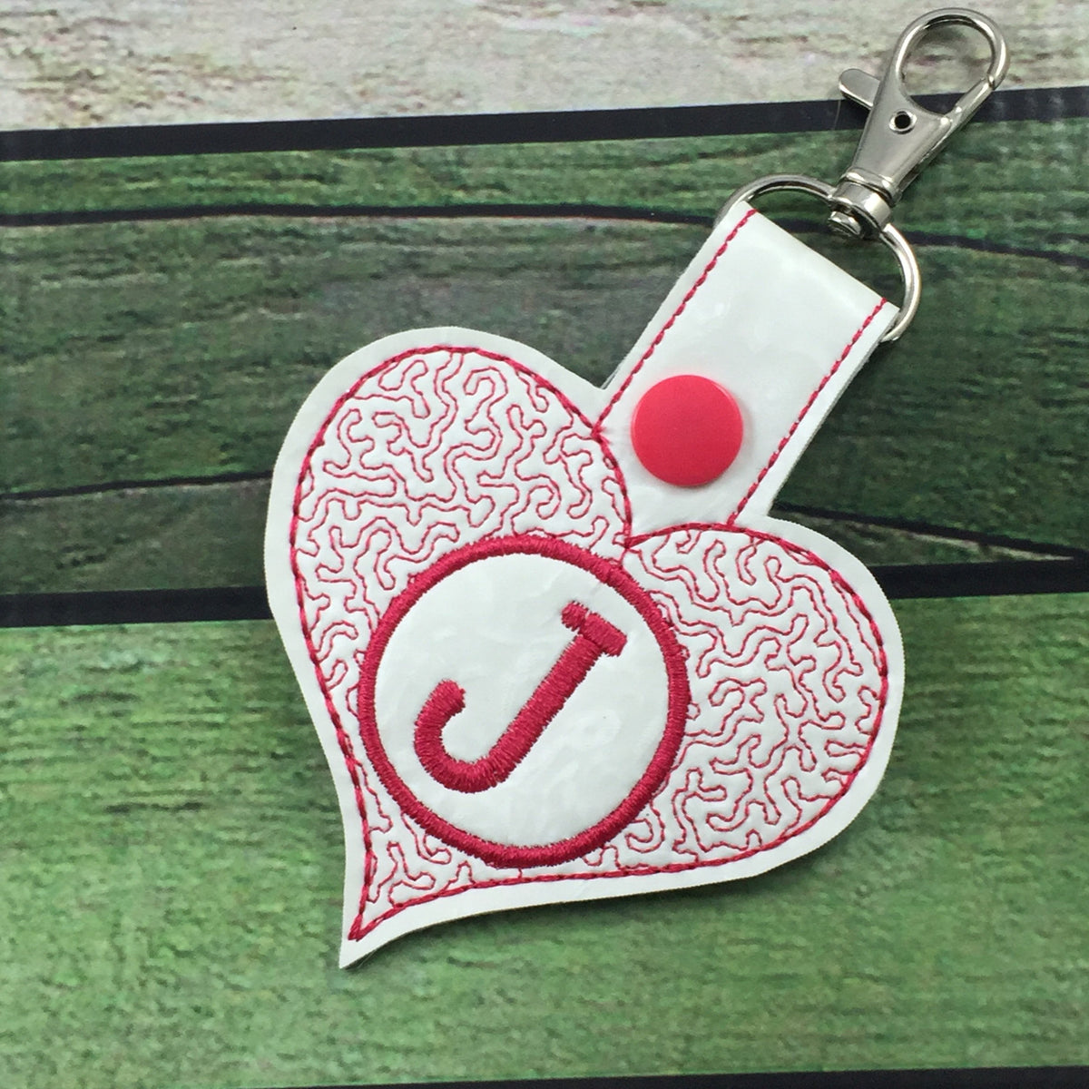 Monogram BLANK Stippled Heart snap tab for 4x4 hoops – Designs By Babymoon