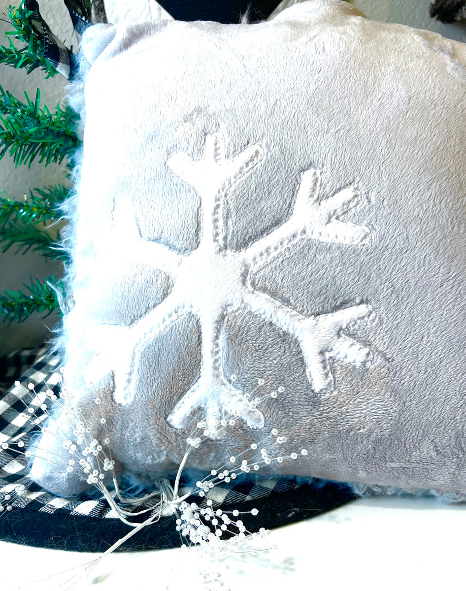 Simple Snowflake Applique Design - Four Sizes 5x7, 6x10, 8x8, 10x10 ...