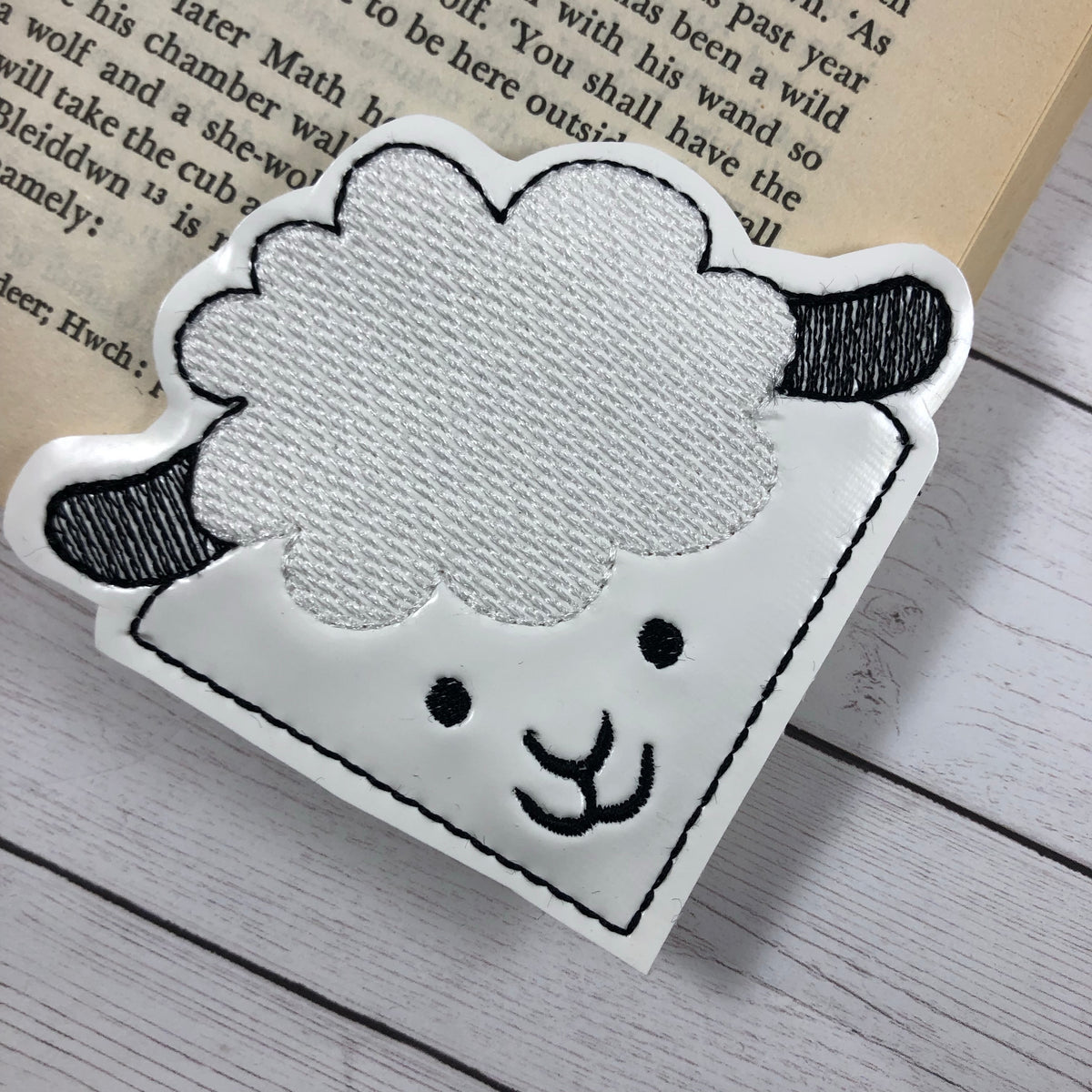 Sheep Corner Bookmark Design – Designs By Babymoon
