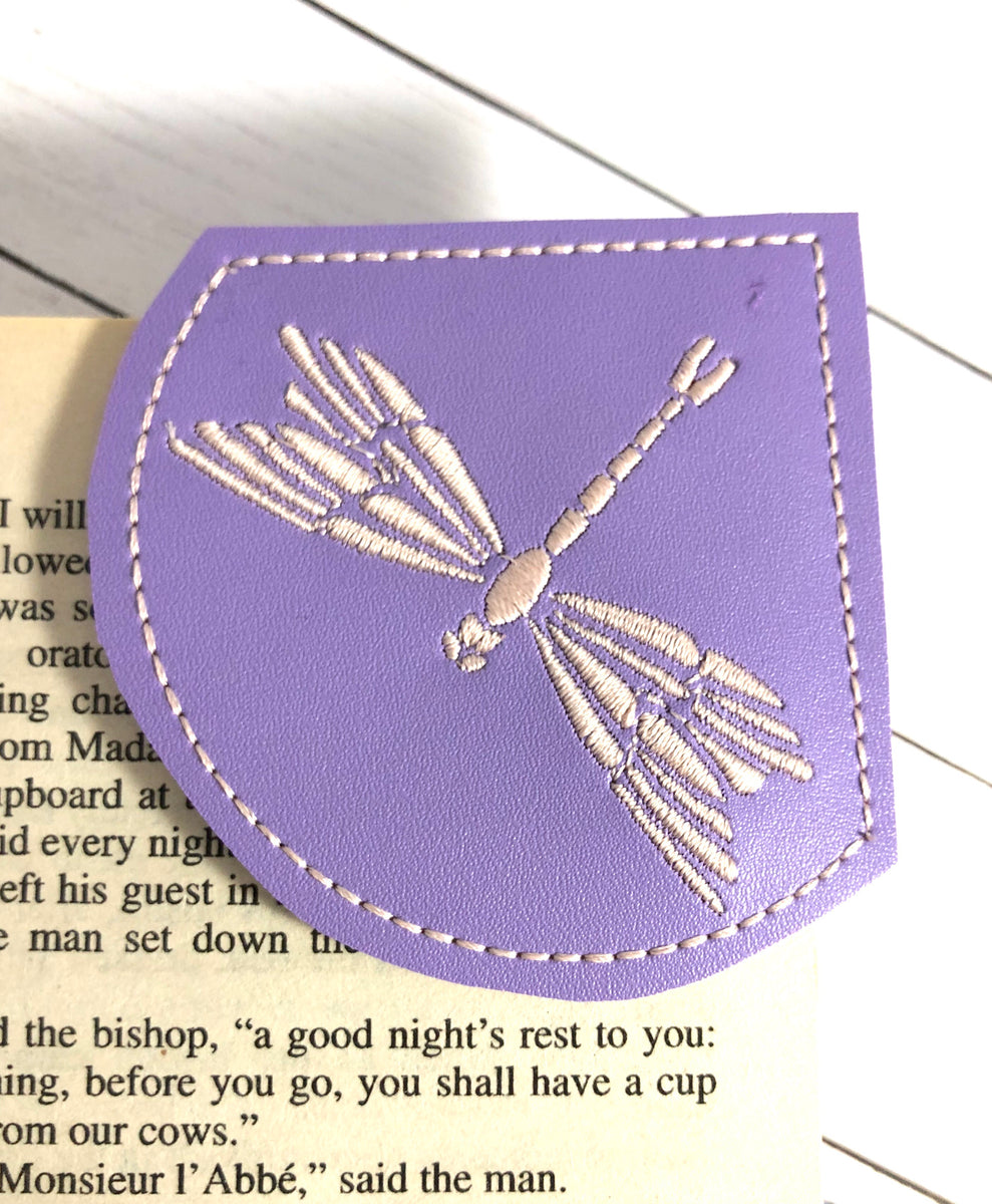 Dragonfly Corner Bookmark Design – Designs By Babymoon
